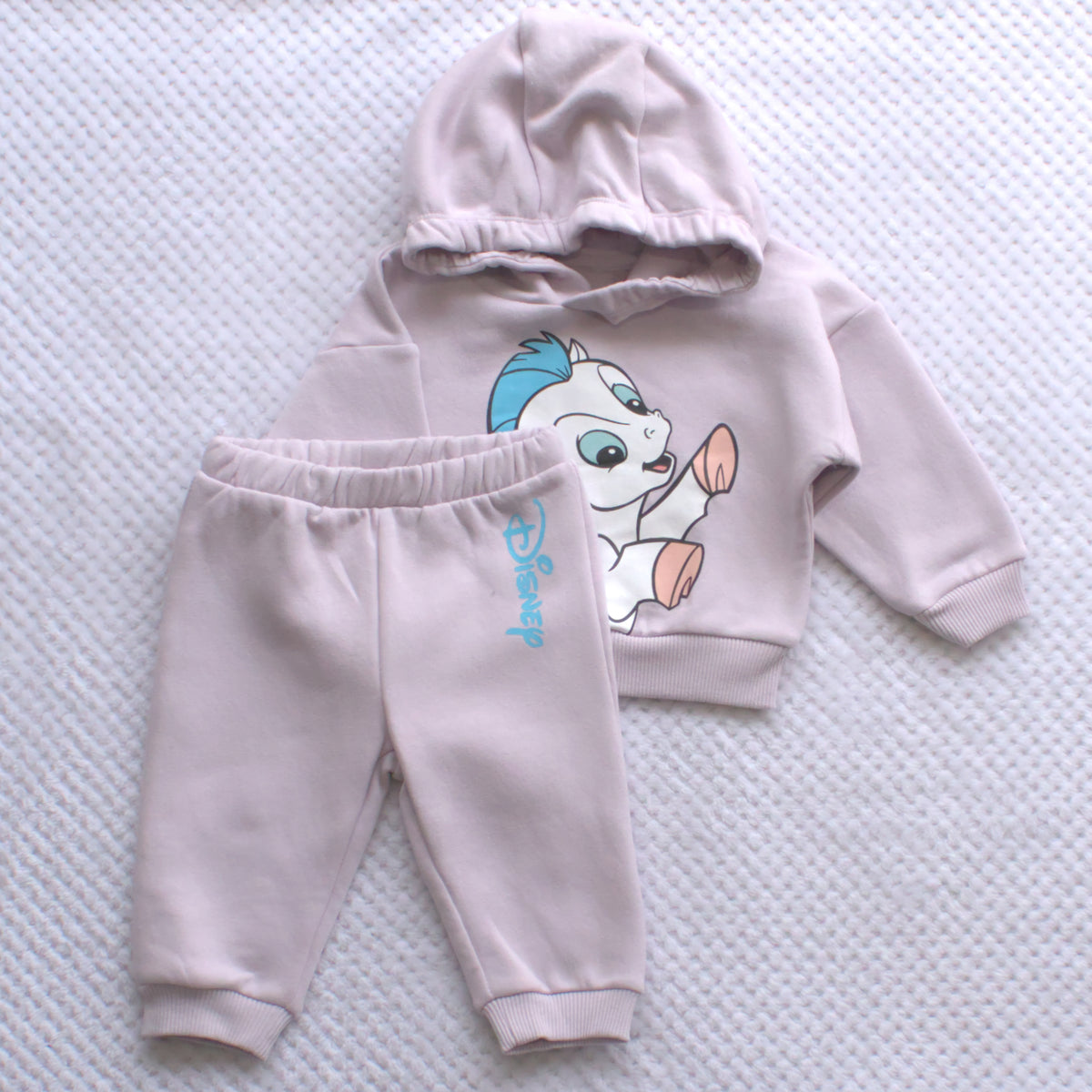 Girls tracksuit with Pony Design – BabyBasicszim